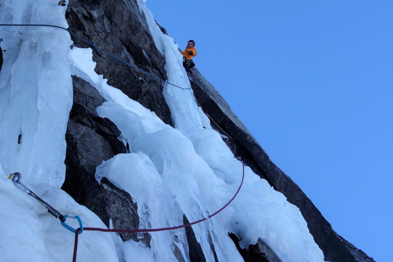 David Bruder und Martin Feistl klettern frei durch die "Sagzahn ...